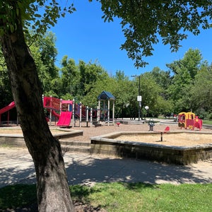 Edgebrook, Chicago IL - Neighborhood Guide | Trulia