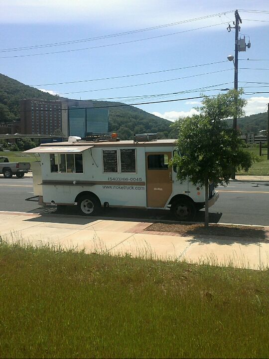 Riverside 3, 3 Riverside Cir, Roanoke, VA, Medical Centers - MapQuest