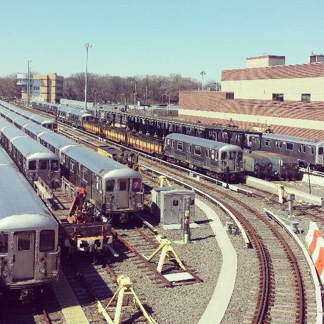 LIRR - Mets-Willets Point Station, 126TH St, Flushing, NY, Commuter ... LIRR - Mets-Willets Point Station, 126TH St, Flushing, NY, Commuter ...