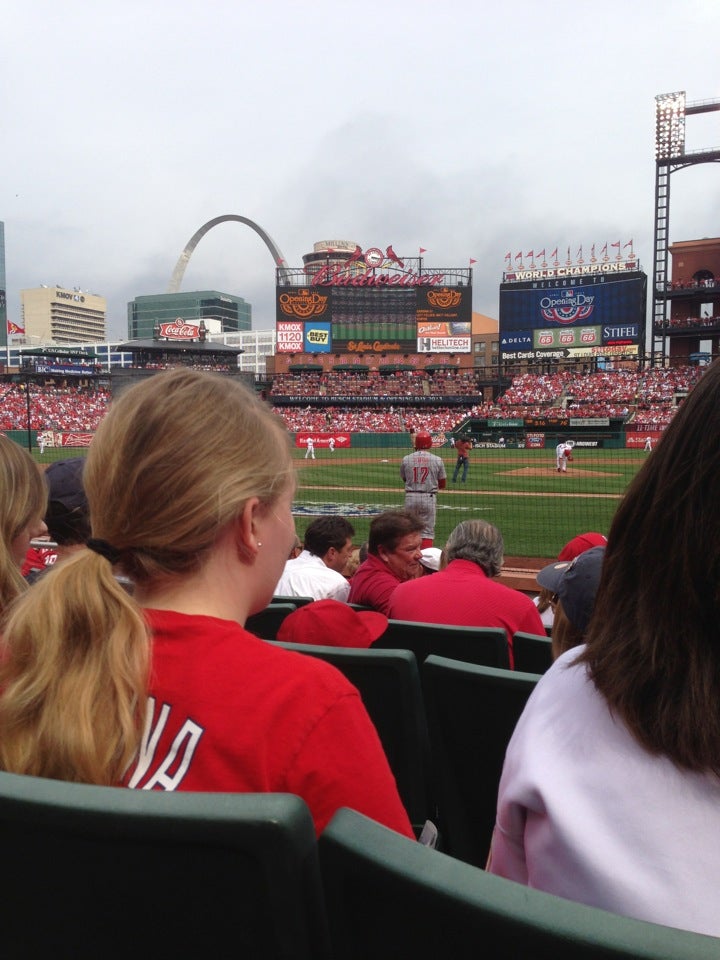 Busch Stadium Redbird Club, 700 Clark St, St Louis, MO - MapQuest