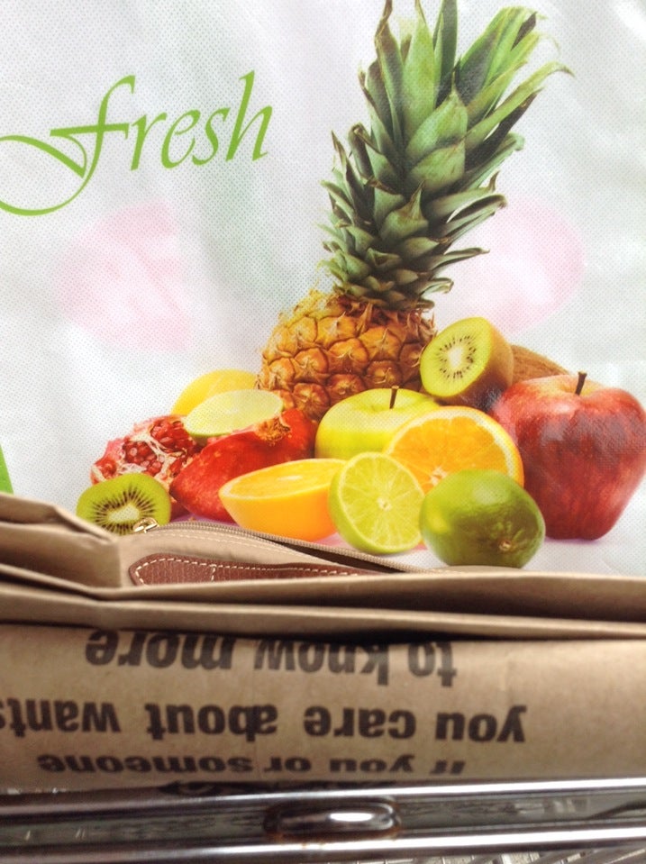 Scotts Corner Market, 55 Westchester Ave, Pound Ridge, NY, Grocery ...