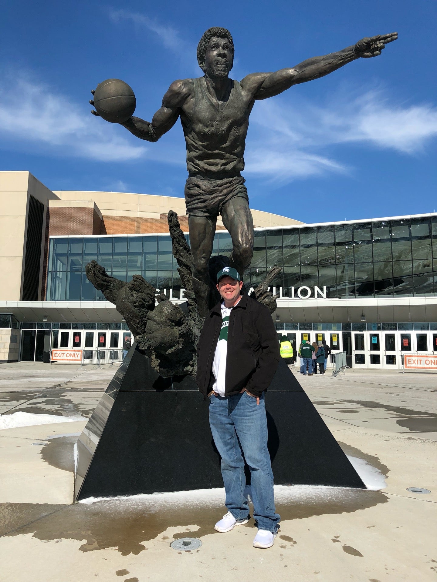 Magic Johnson Statue, 534 Birch Rd, East Lansing, MI - MapQuest