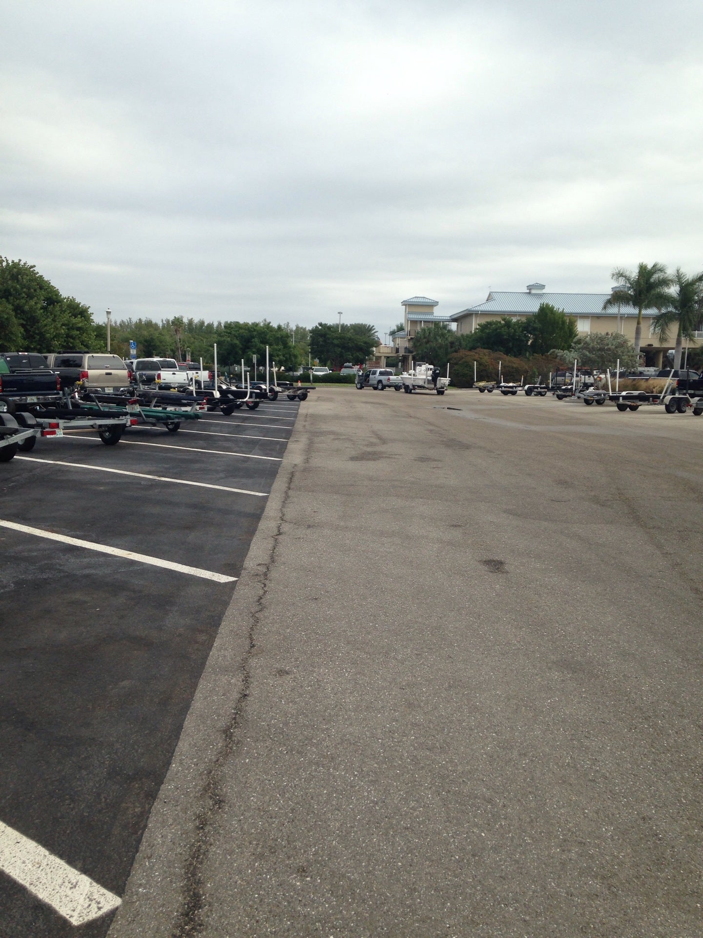 Punta Rassa Boat Ramp, 18700 McGregor Blvd, Fort Myers, FL, Boats ...