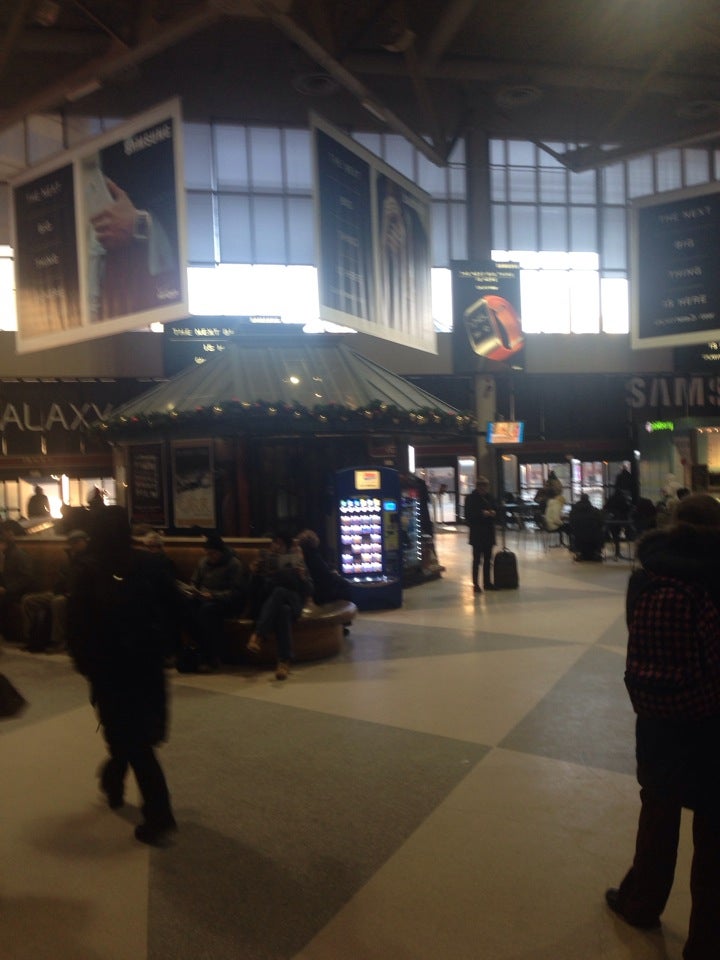 Amtrak Boston Terminal Offices, 700 Atlantic Ave, Boston, MA, Business ...