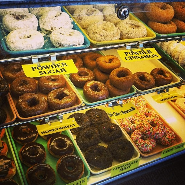 Flanders Donut & Bake Shop, 327 Flanders Rd, East Lyme, Town of, CT ...