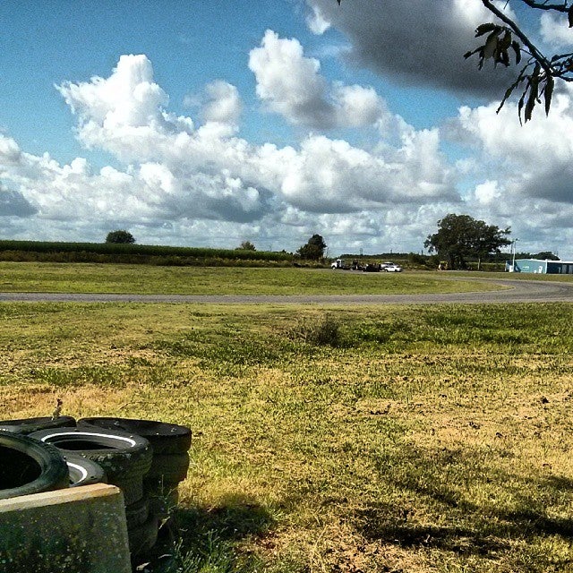 No Problem Raceway La