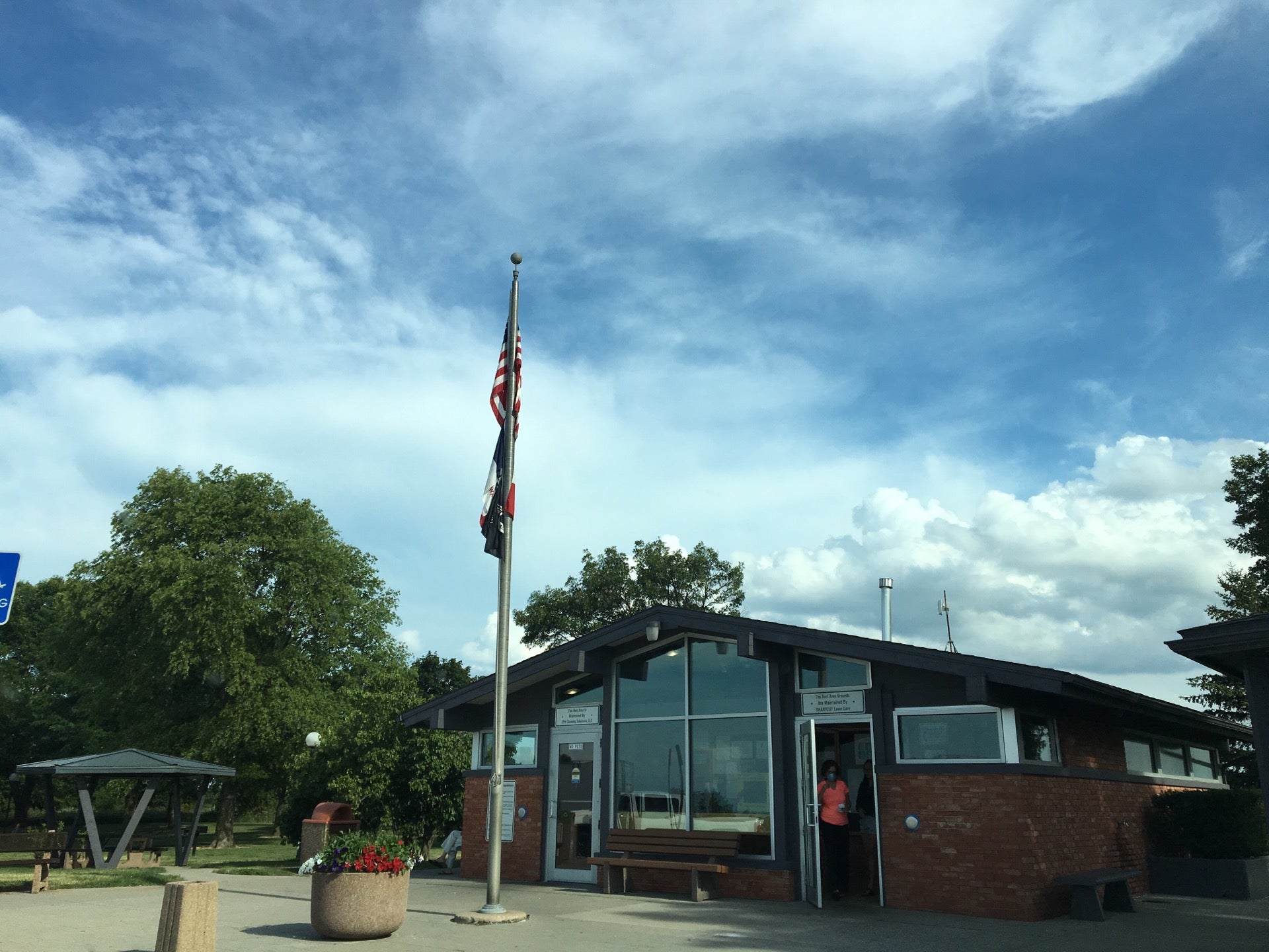 I-80 Eastbound Rest Area, Mitchellville, IA, Travel Adventure - MapQuest