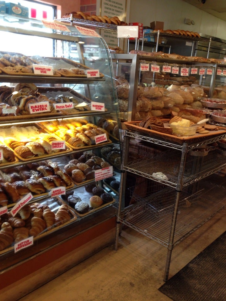 Billy's Bakery, 1885 Black Rock Tpke, Fairfield, CT, Bakers Cake & Pie ...