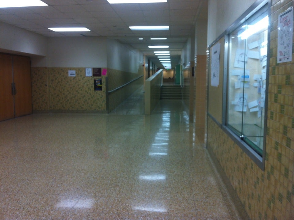 South View Middle School, 4725 Southview Ln, Edina, MN, Schools - MapQuest