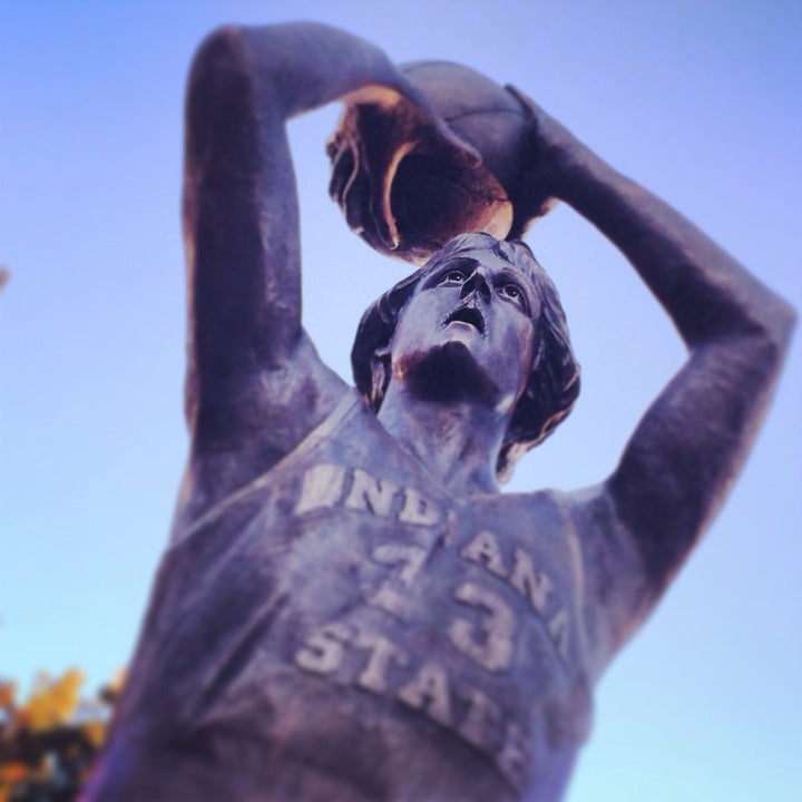 Larry Bird Legend Statue by Bill Wolfe, Cherry Street, Terre Haute, IN ...