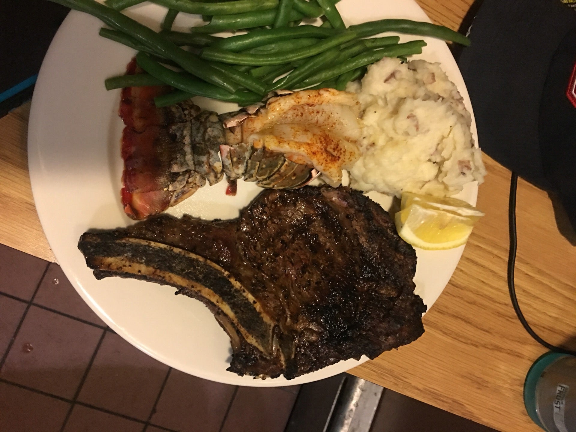 FDNY Engine 89/Ladder 50 The Cookoo's Nest, 2924 Bruckner Blvd, Bronx ...