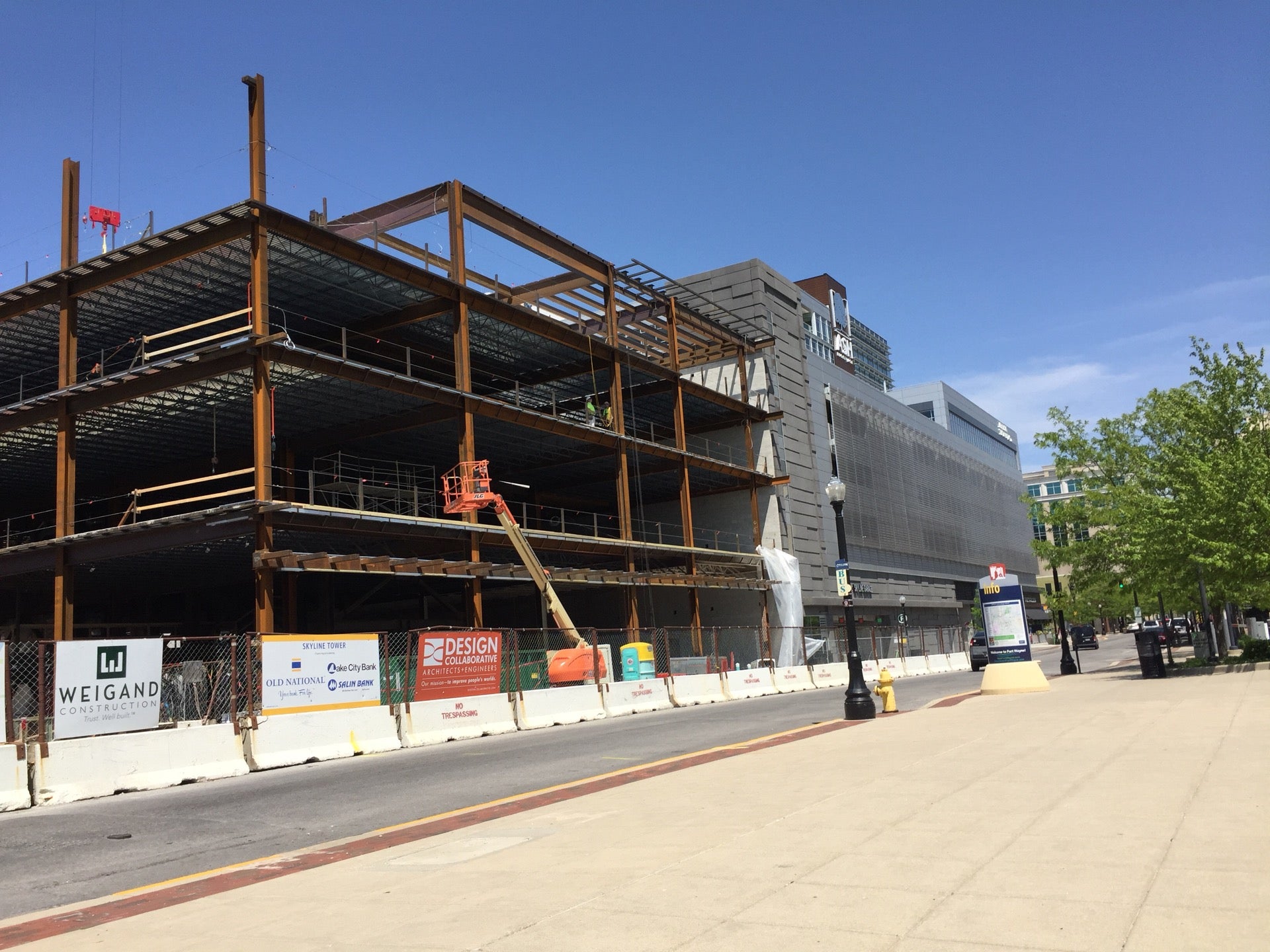 Ash Skyline Plaza, S Harrison St, Fort Wayne, IN, Office Buildings ...