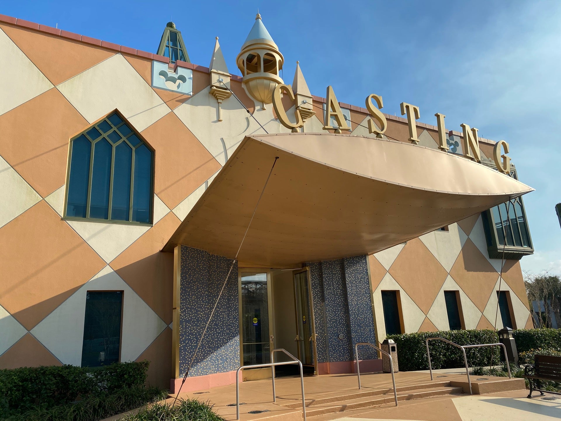 Walt Disney World Casting Center, 1515 E Buena Vista Dr, Orlando, FL ...