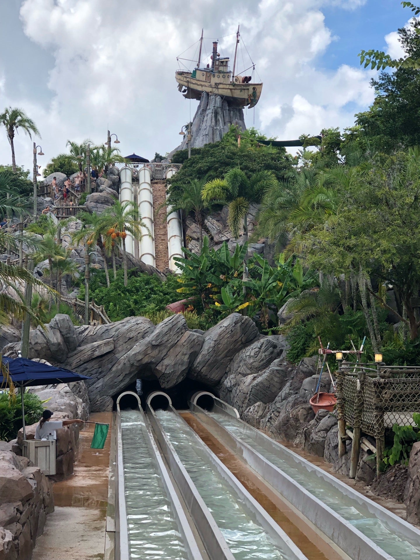 Humunga Kowabunga, 1145 E Buena Vista Dr, Orlando, FL - MapQuest