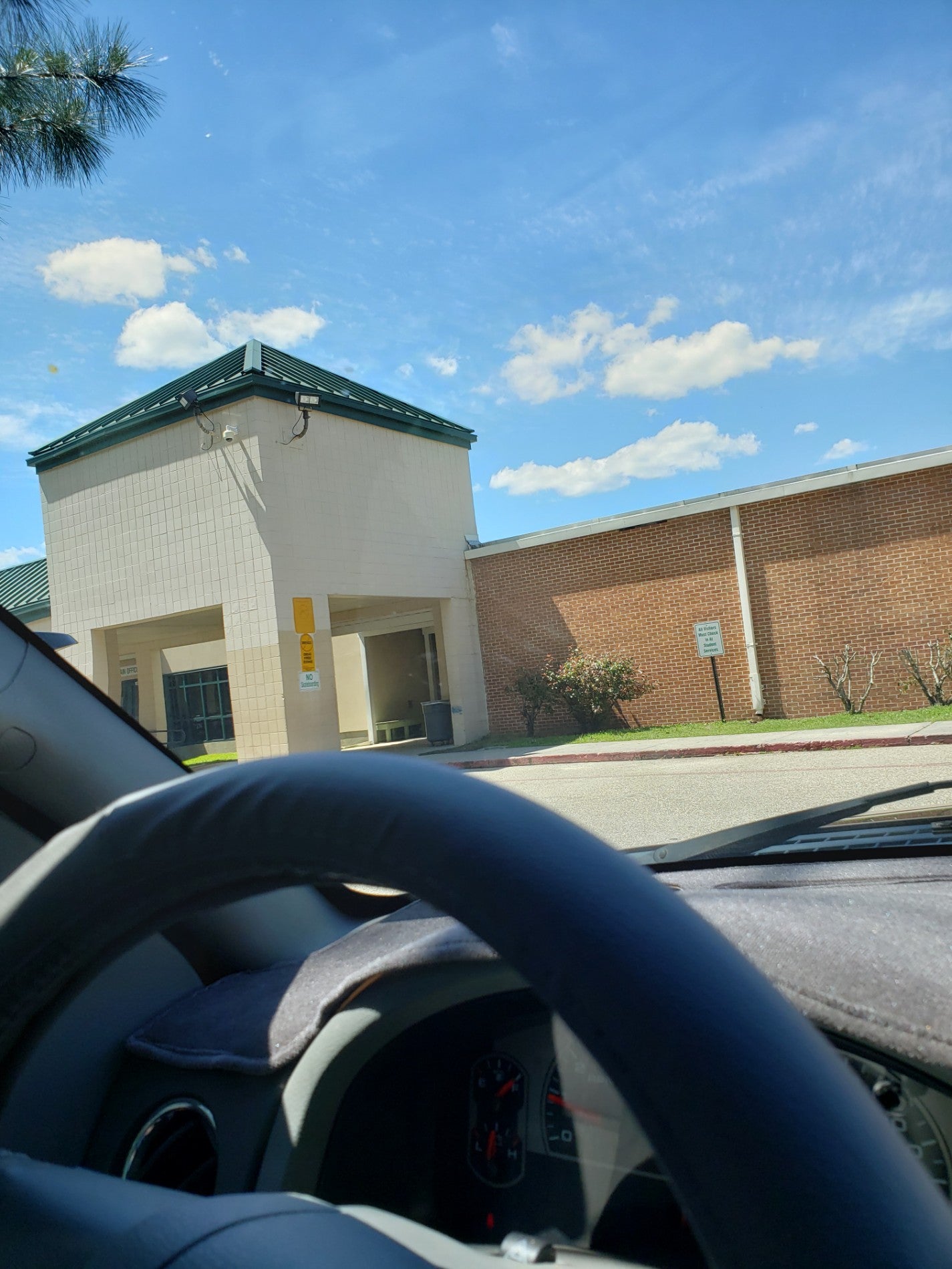 Slidell High School, 1 Tiger Dr, Slidell, LA, Schools - MapQuest