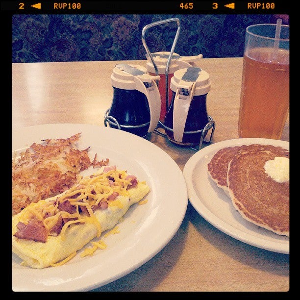 Perkins Restaurant & Bakery, 859 York Rd, Gettysburg, PA, Bakers Cake ...