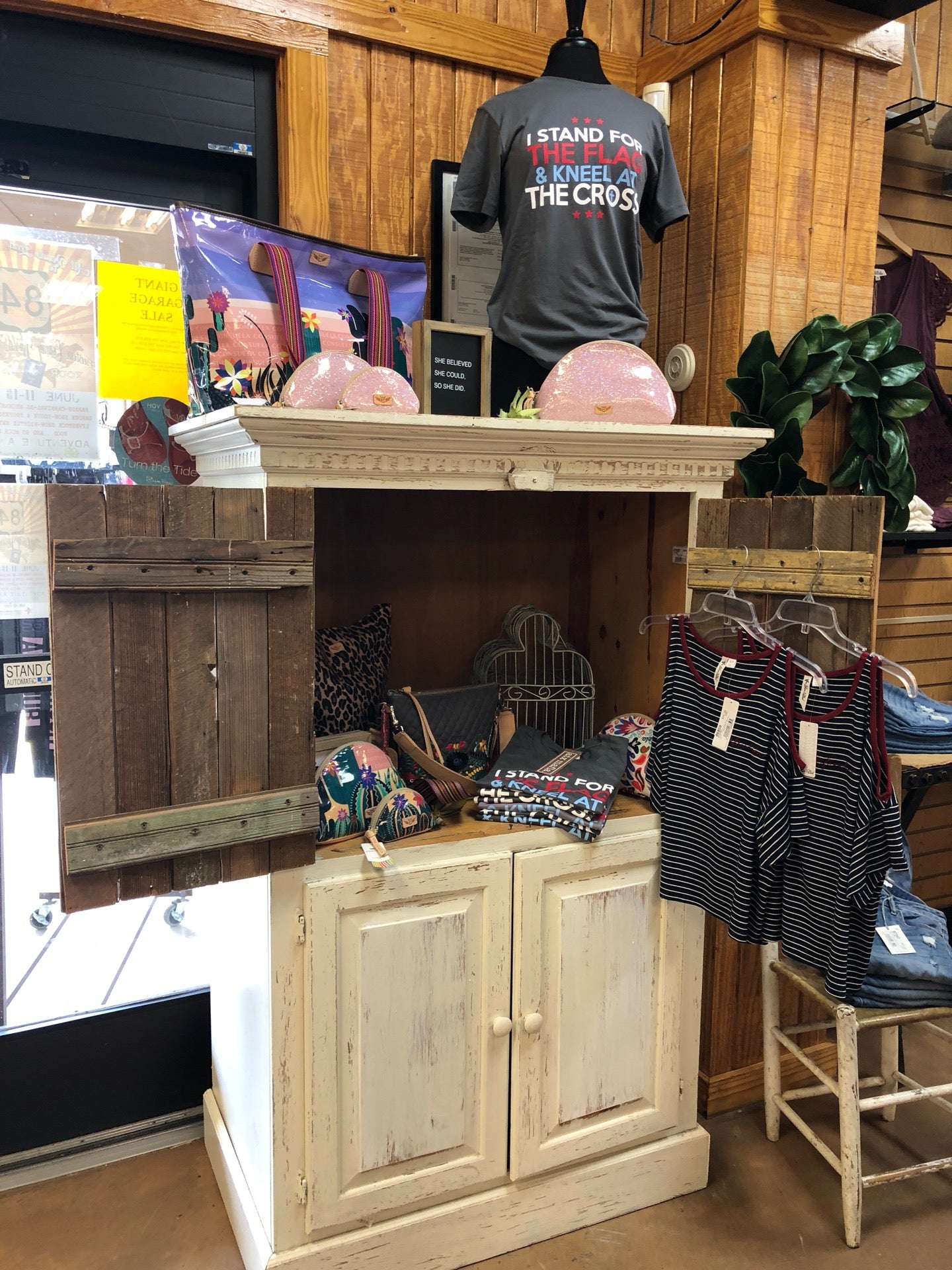 Davis Country Store, 635 E Commerce St, Buffalo, TX - MapQuest