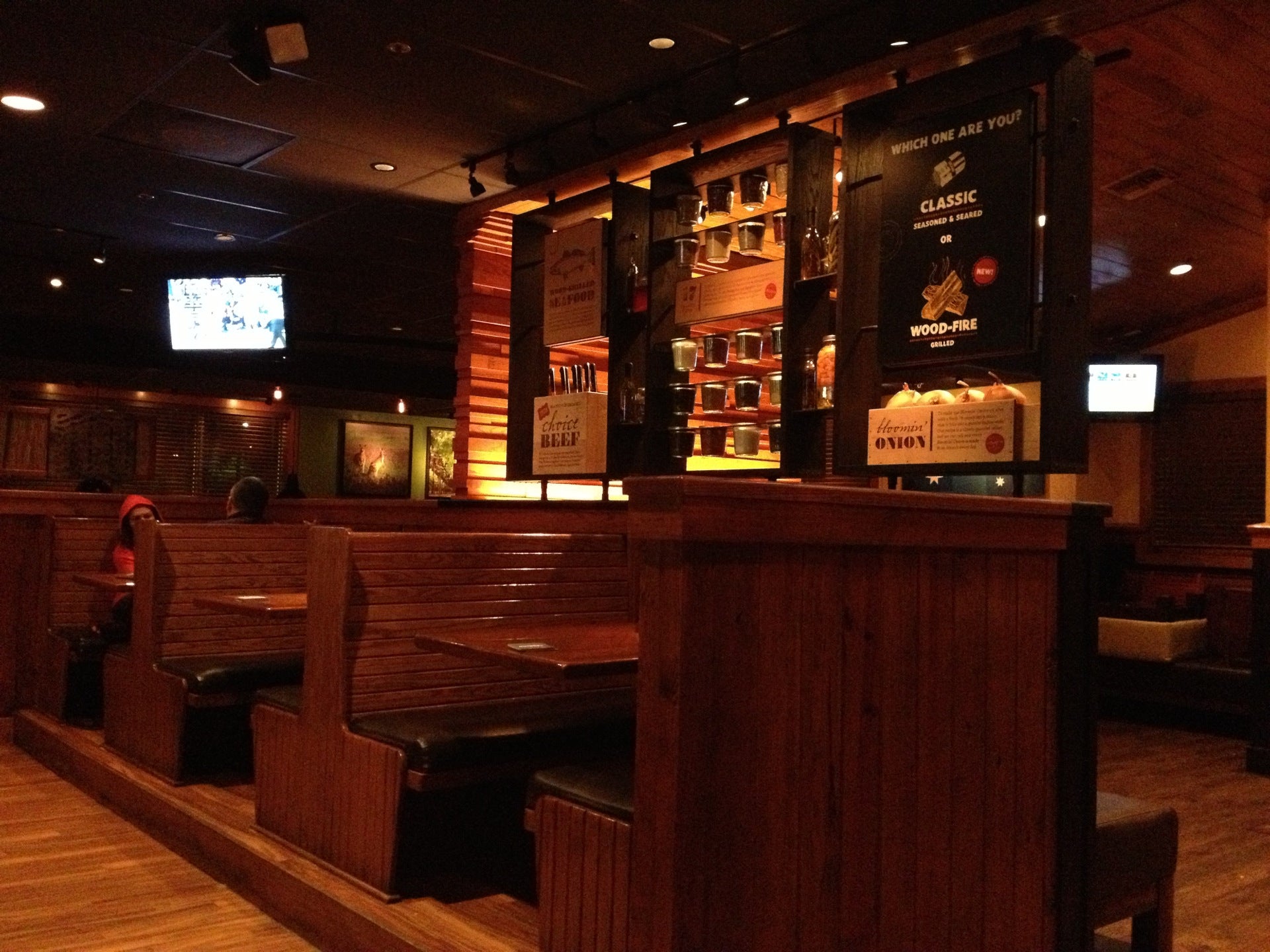 Outback Steakhouse Interior