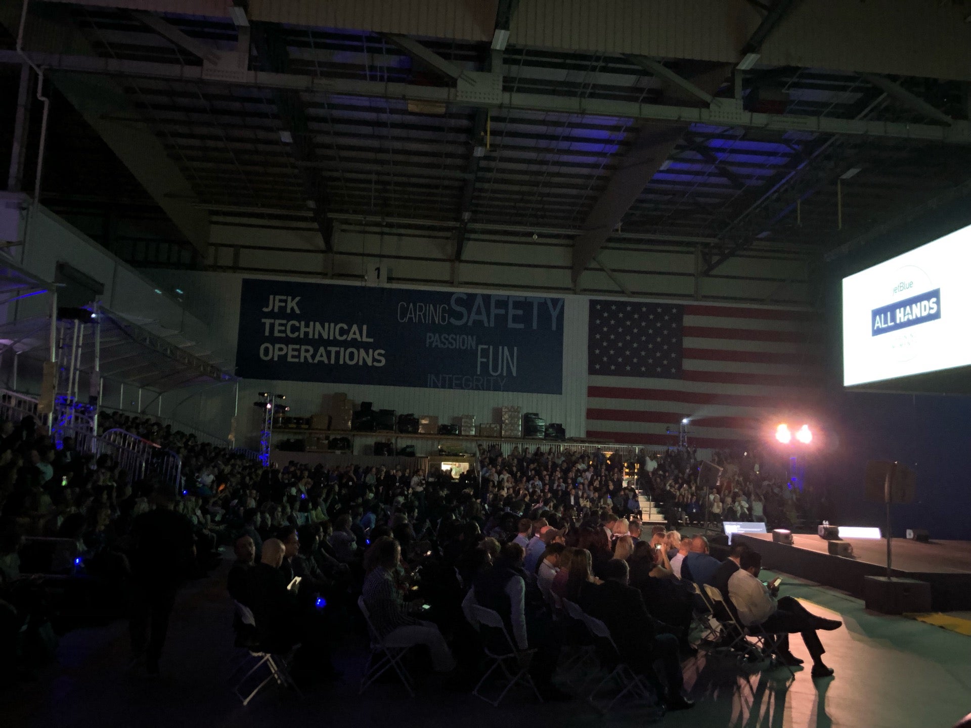 Jetblue - Hangar 81, S Cargo Rd, New York, NY, Business Services - MapQuest