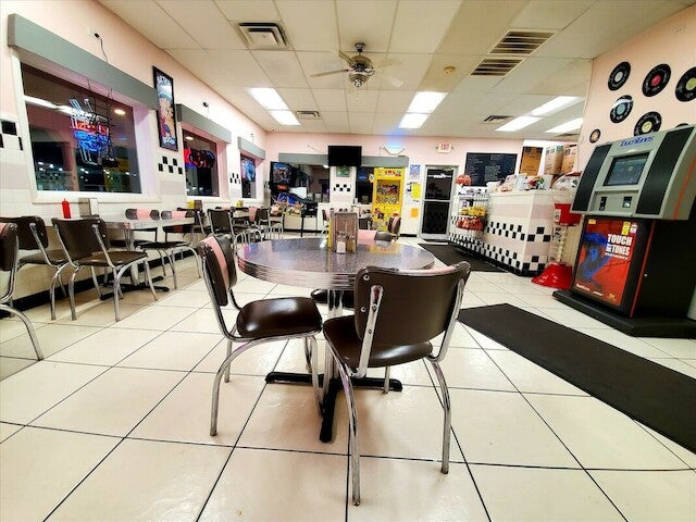 St. Anne, IL Map & Directions - MapQuest