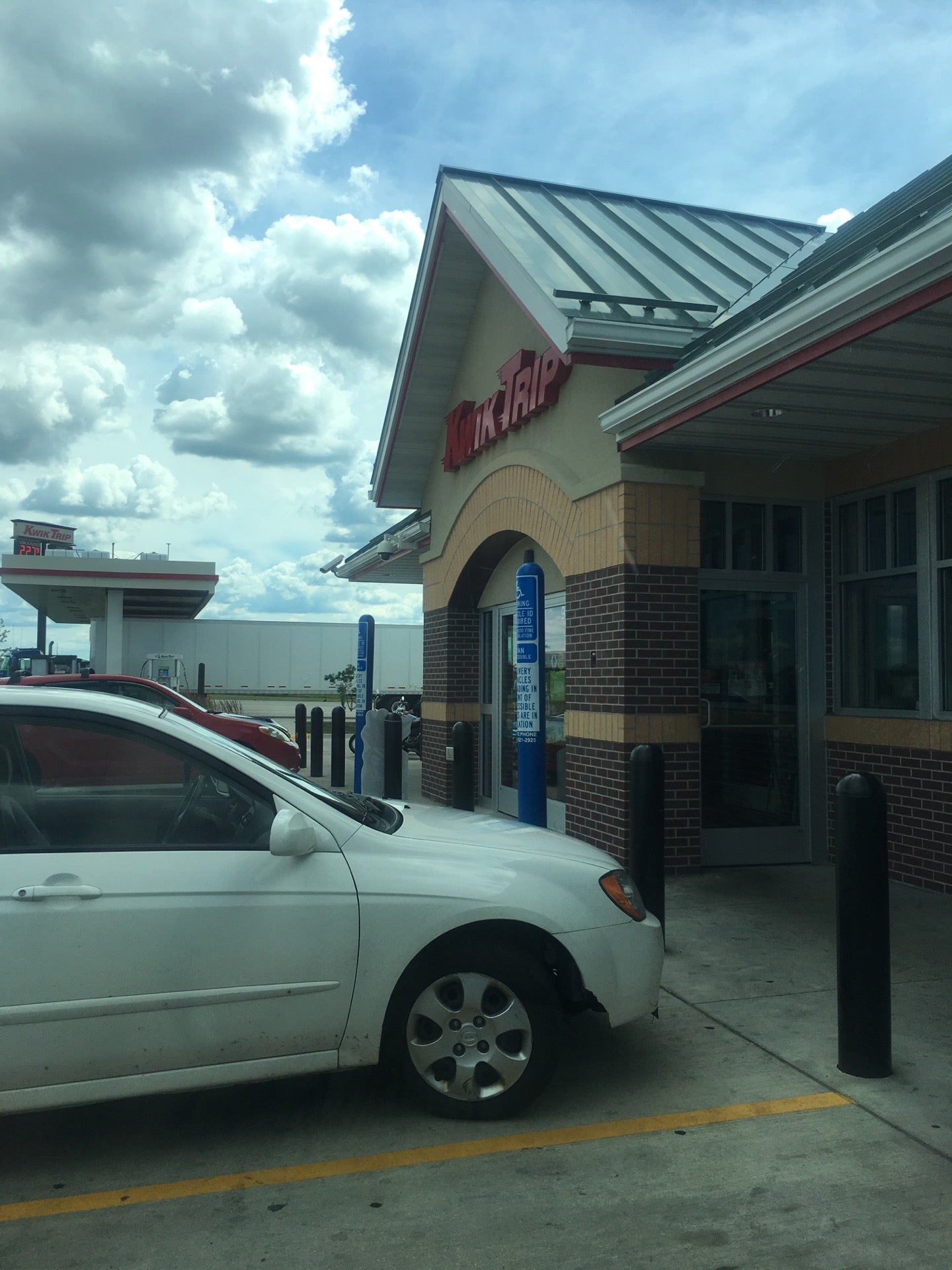 Kwik Trip, 980 S Hickory St, Fond du Lac, WI, Convenience Stores - MapQuest