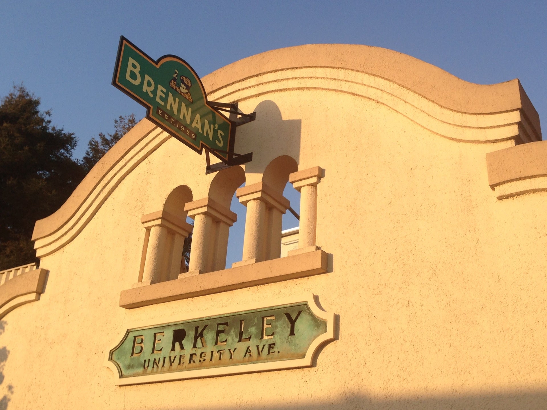 Amtrak Station - Berkeley, 700 University Ave, Berkeley, CA, Commuter ...