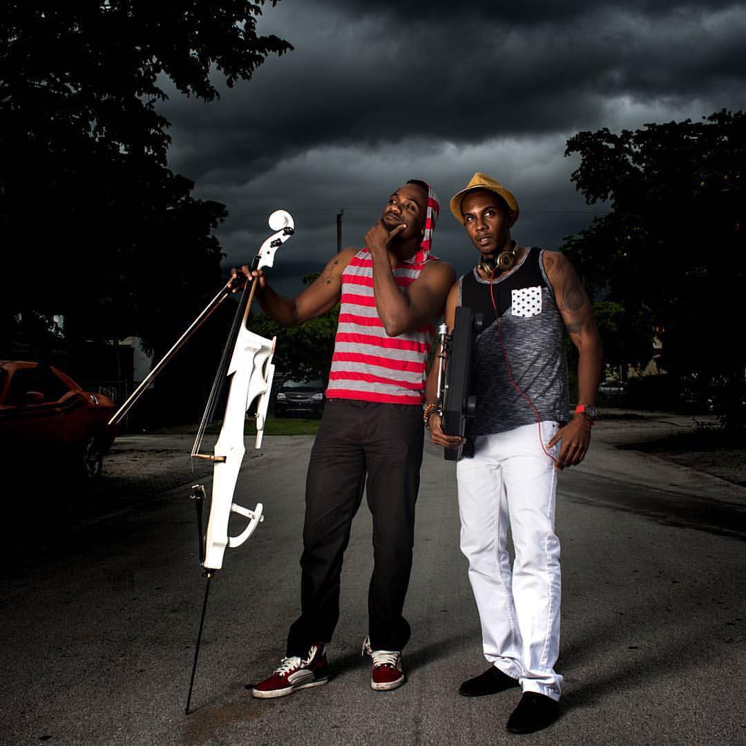 Ying Yang Twins Hand Deformed