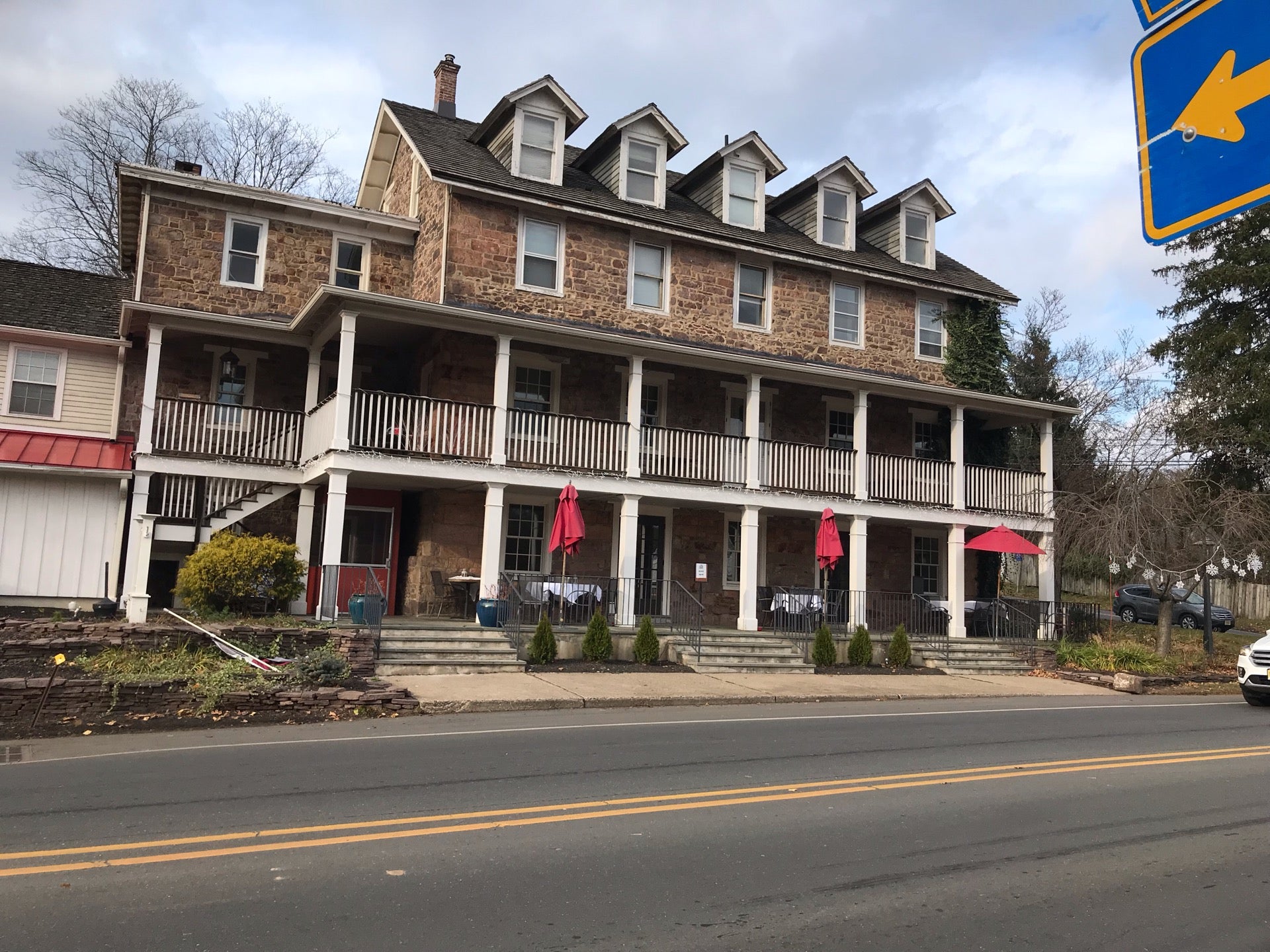 Pittstown Inn, 350 Pittstown Rd, Alexandria Twp, NJ, Eating places ...