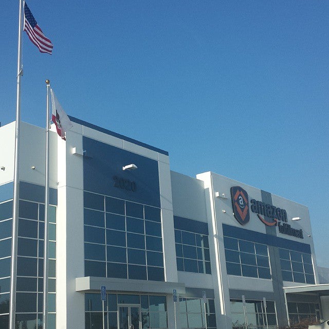 Amazon - ONT5, 2020 E Central Ave, San Bernardino, CA, Buildings ...