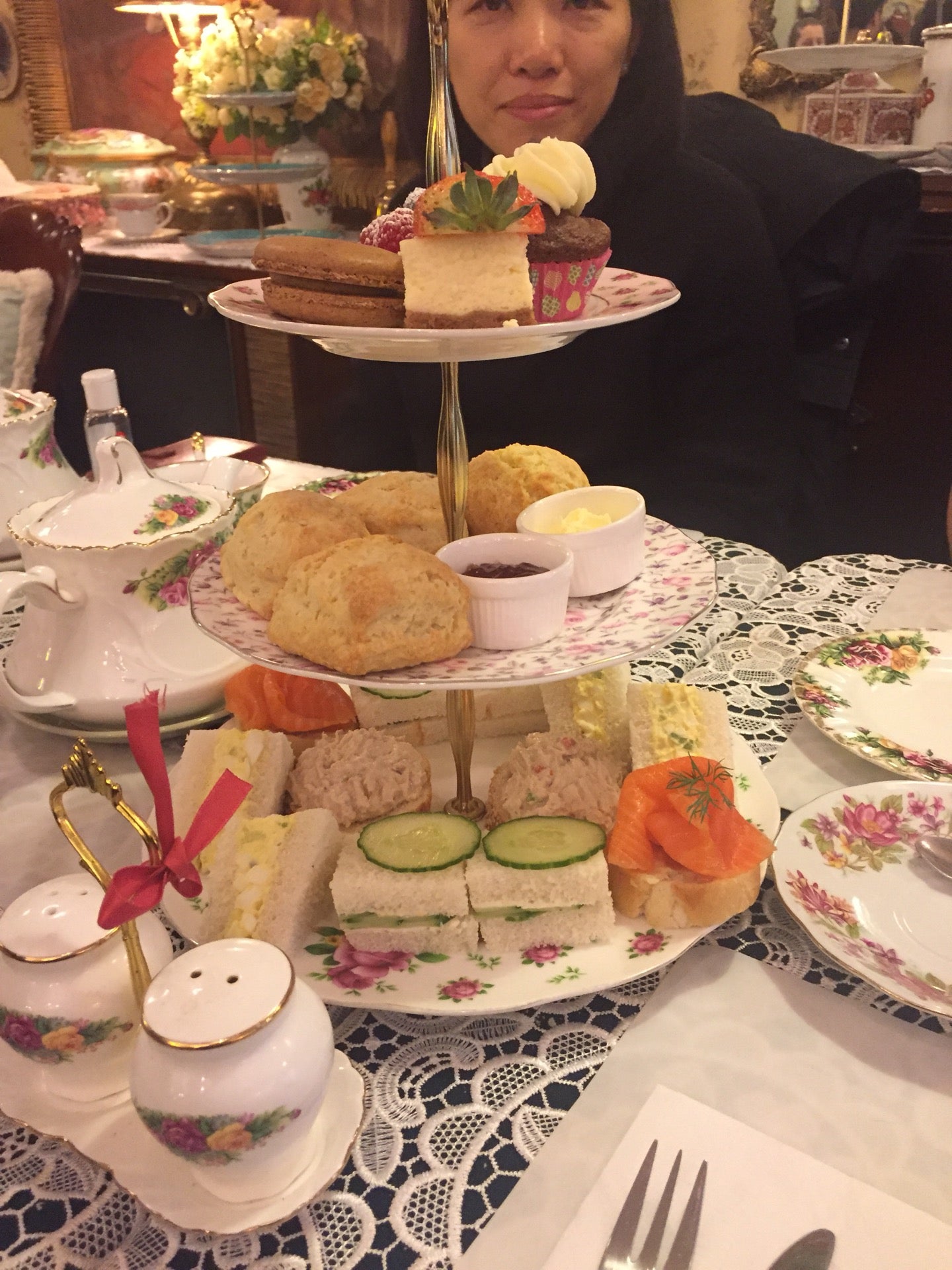 After Queen Tea Shop, 7355 Bayview Avenue Inside Longos Plaza, Vaughan ...