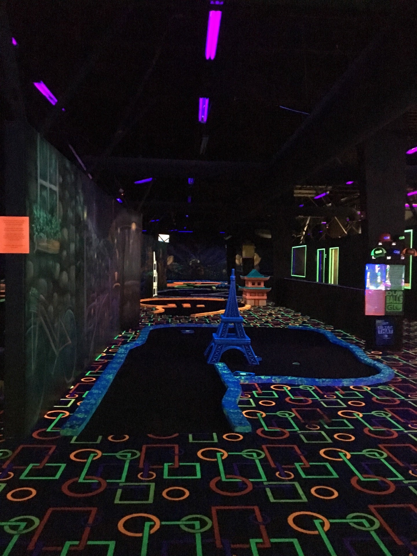 Glo Mini Golf, 1299 Galleria At Tyler, Suite E106, Riverside, CA, Golf ...