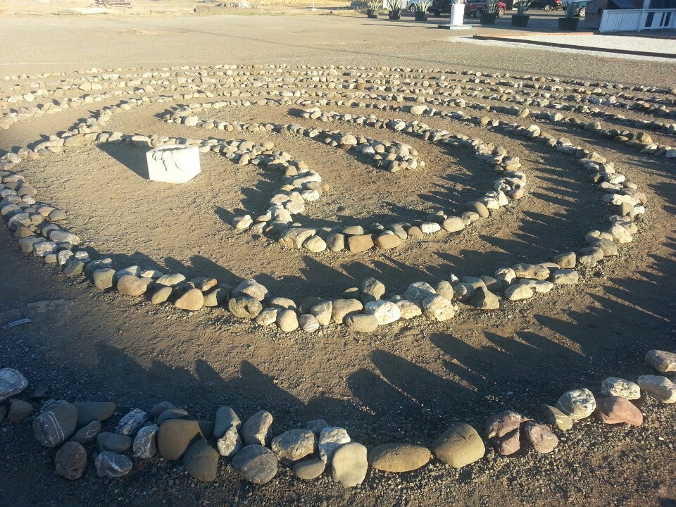 Calistoga Gliderport Labyrinth, 1539 Lincoln Ave, Calistoga, CA - MapQuest