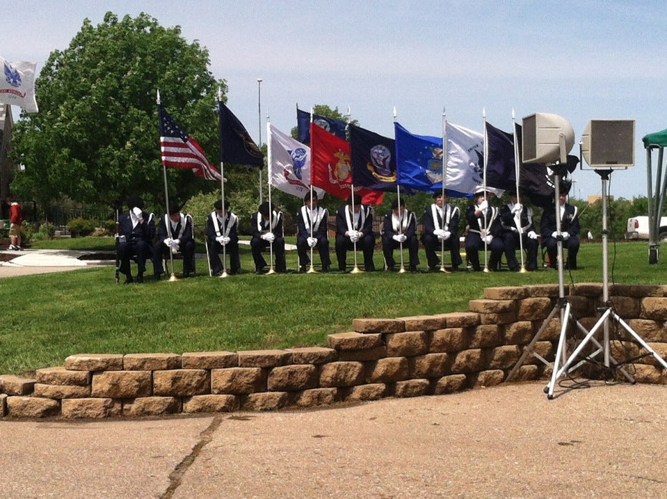 Lincoln Memorial Park & Mausoleum, 6800 S 14th St, Lincoln, NE - MapQuest