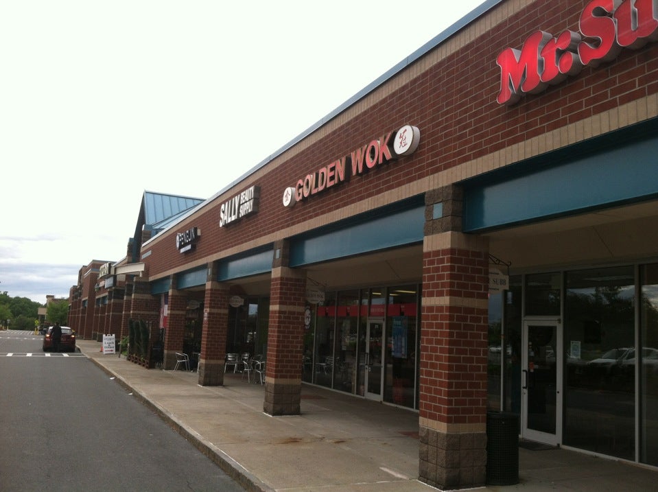 Latham Farms Shopping Center, 579 Troy Schenectady Rd, Latham, NY ...
