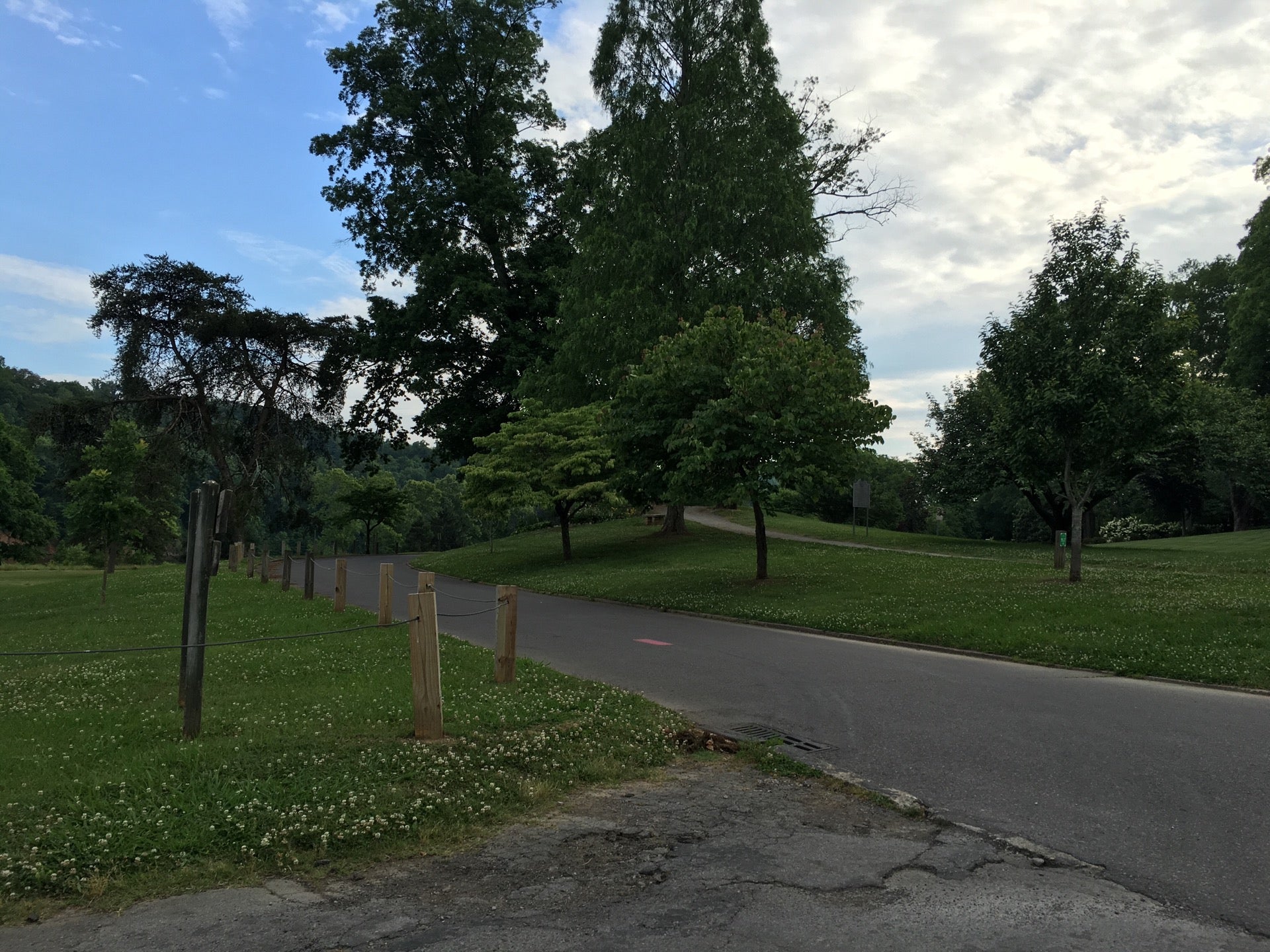 Sequoyah Hills Park at Indian Mound, Cherokee Boulevard, Knoxville, TN ...