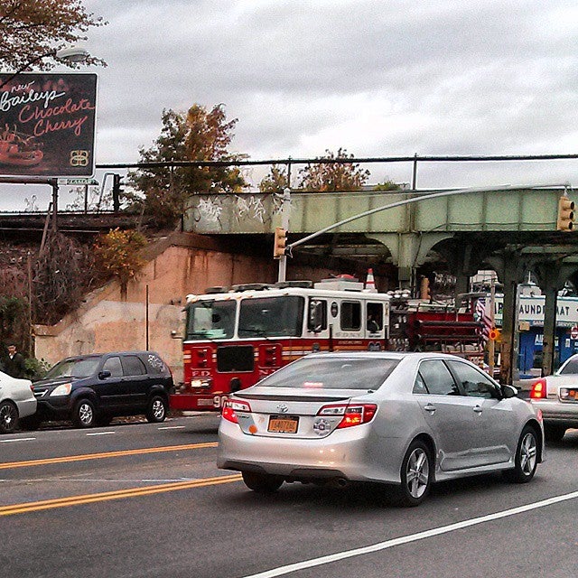 Fdny Engine 90 Ladder 41, 1843 White Plains Rd, New York, NY - MapQuest