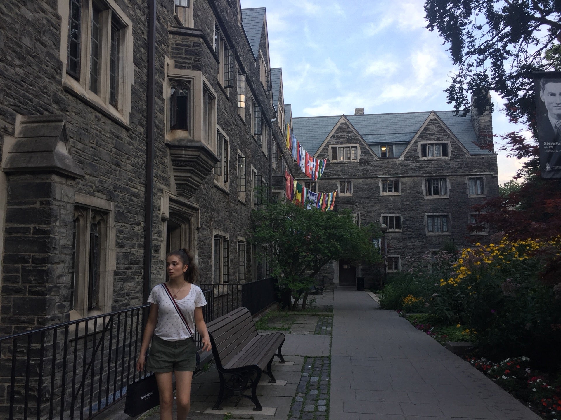 Northrop Frye Hall, 73 Queen's Pk Cres E, Toronto, ON - MapQuest