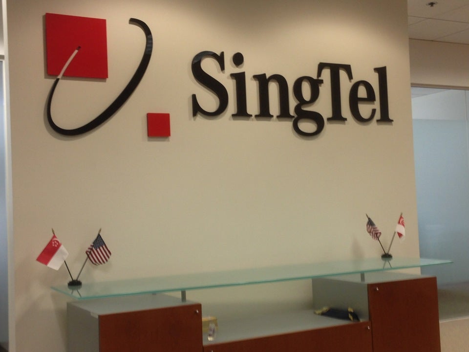 Singtel Innov8, 100 Marine Pkwy, Redwood City, CA, Office & Desk Space ...