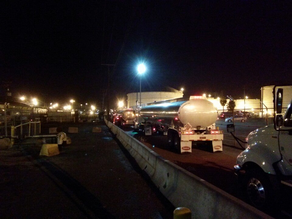 Petro-Diamond Terminal Co, 1920 W Lugger Way, Long Beach, CA - MapQuest