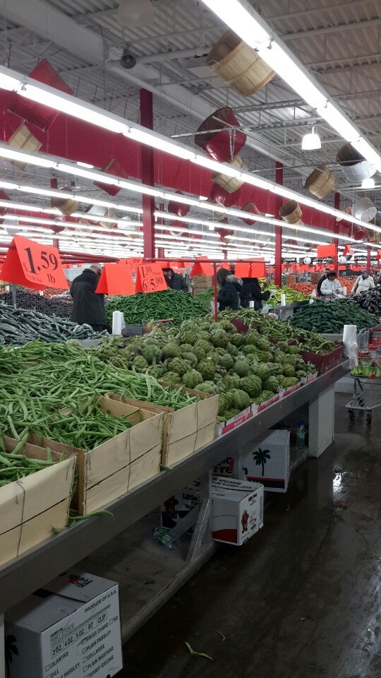 Sami Fruits, 1320 Boulevard Jules-Poitras, Montréal, QC H4N 1X7, CA ...