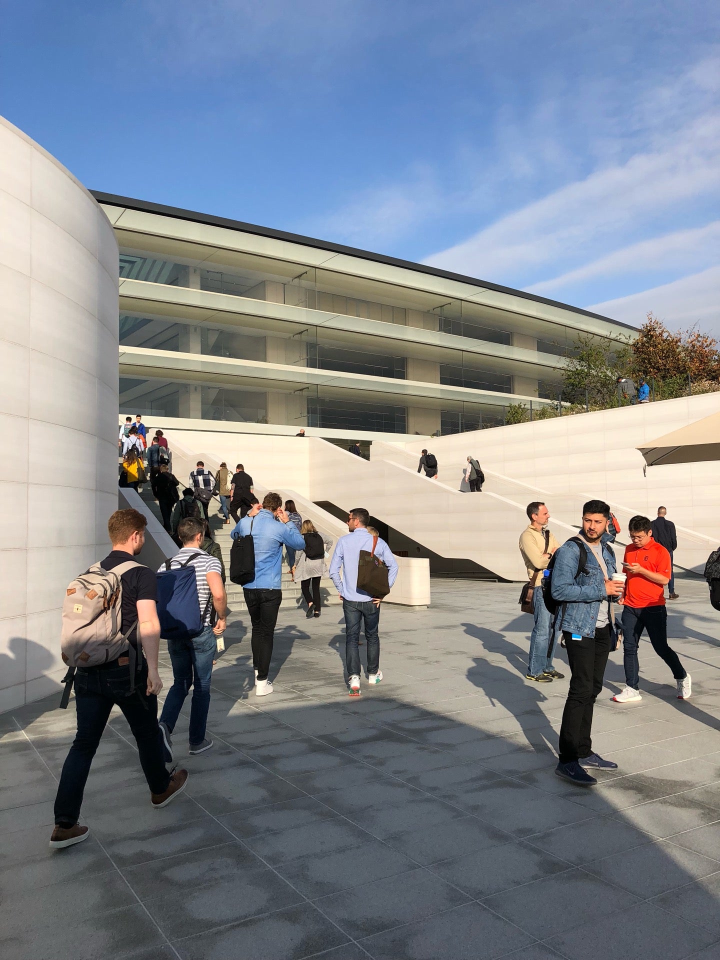 Apple Park Transit Center, 1 Apple Park Way, Cupertino, CA, Bus Lines ...