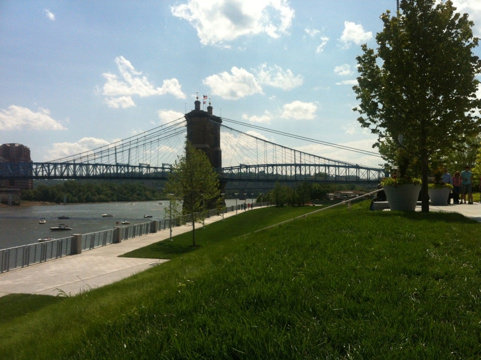 John G & Phyllis W Smale Riverfront Park, W Mehring Way, Cincinnati, OH ...