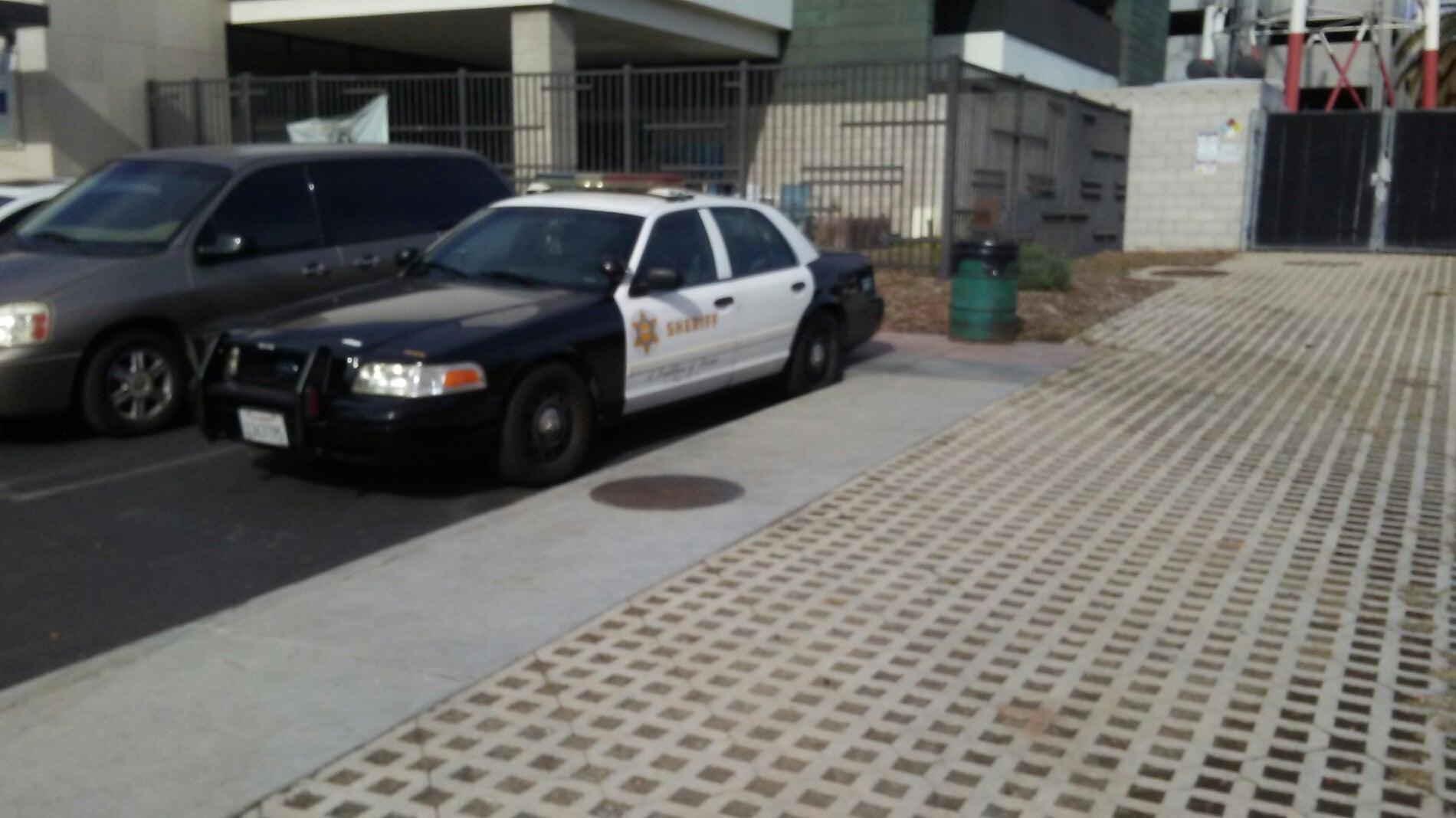 Los Angeles Police Department, Rampart Division, 1401 W 6th St, Los ...