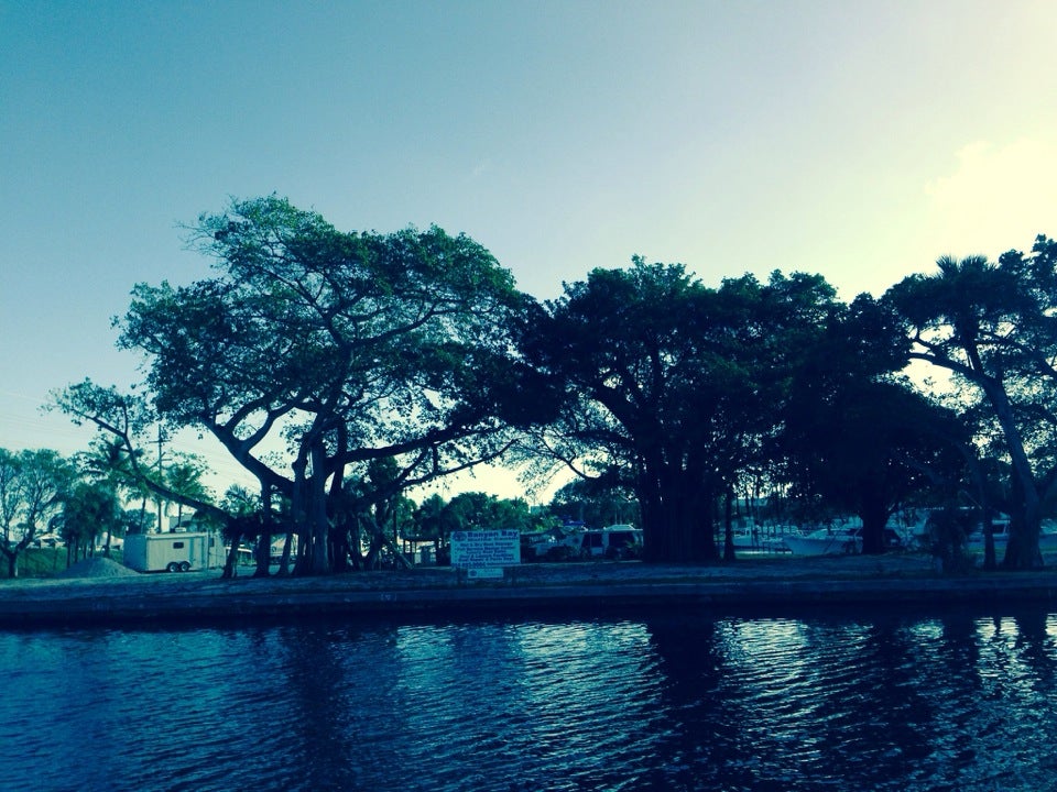 Rustic Inn Crabhouse, 4331 Anglers Avenue, Fort Lauderdale, FL, Eating ...