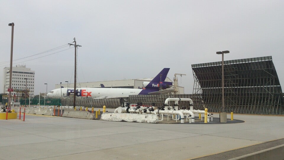 FedEx Maintenance Hangar, 7401 World Way W, Los Angeles, CA - MapQuest