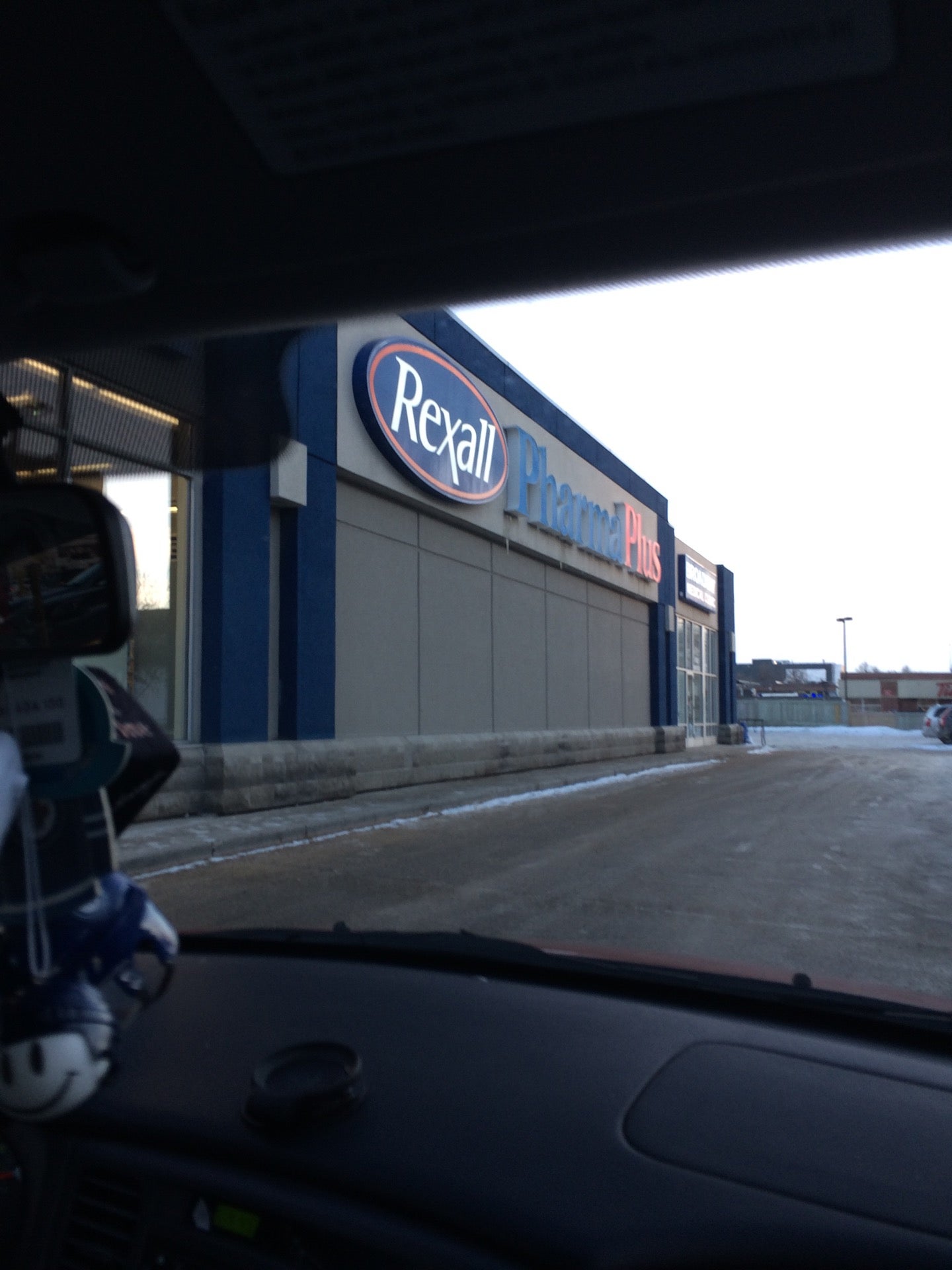 Rexall, 676 Portage Ave, Winnipeg, MB - MapQuest