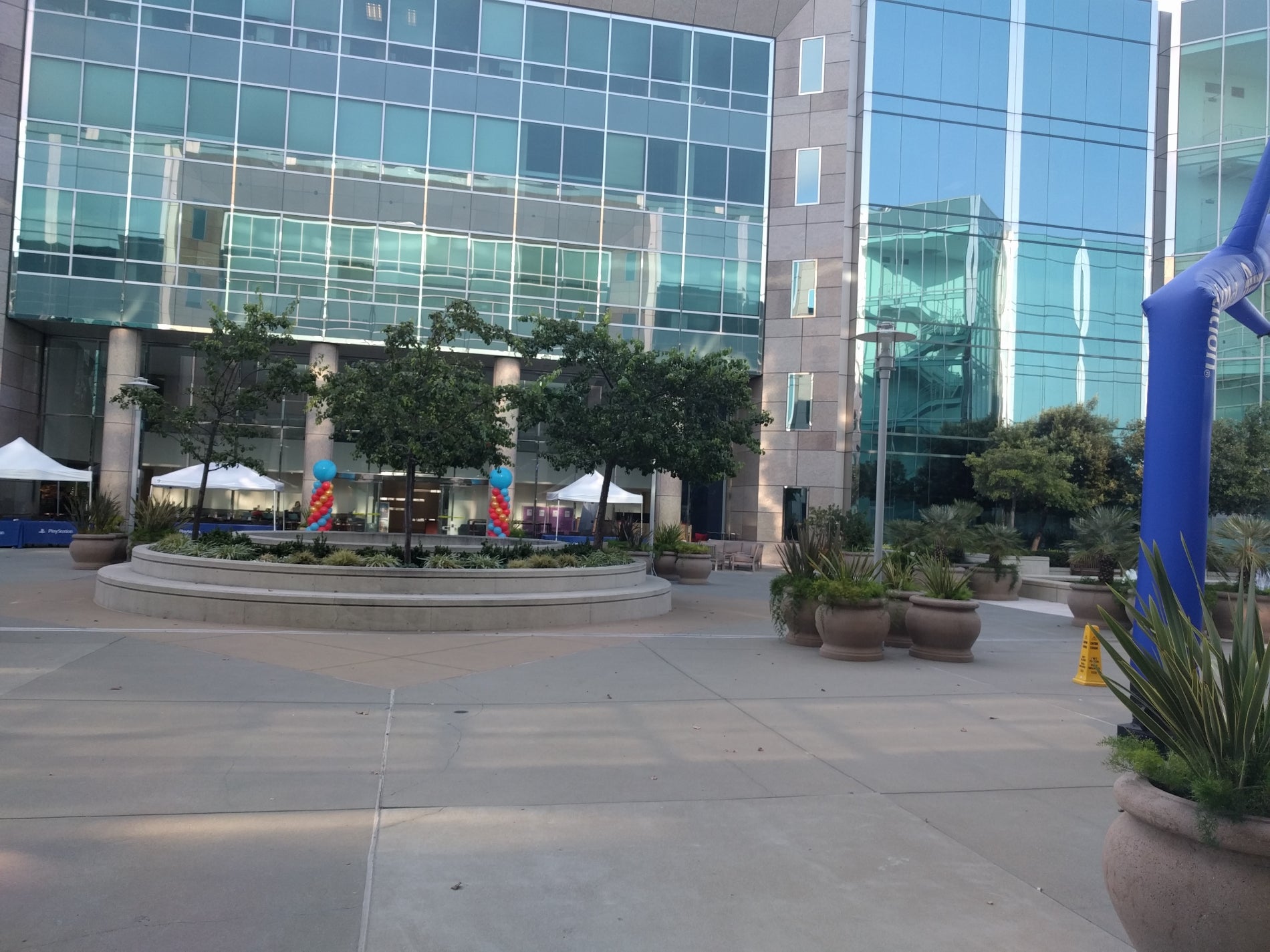 Sony Interactive Entertainment LLC, 2207 Bridgepointe Pkwy, Foster City ...