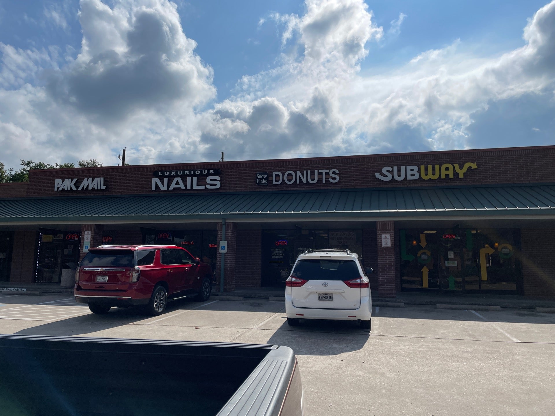 Snowflake Donuts, 1270 Crabb River Rd, Ste 400, Richmond, TX, Doughnuts ...