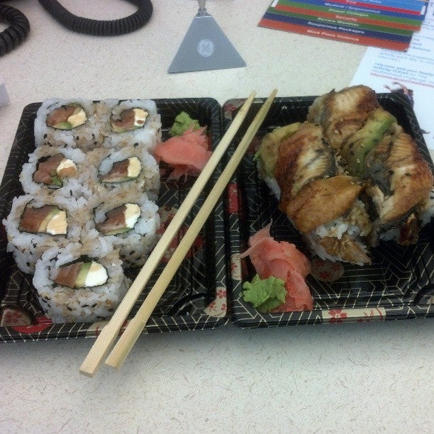 Musashi Japanese Cuisine and Sushi Bar, 2000 Town Ctr, Ste 98 ...