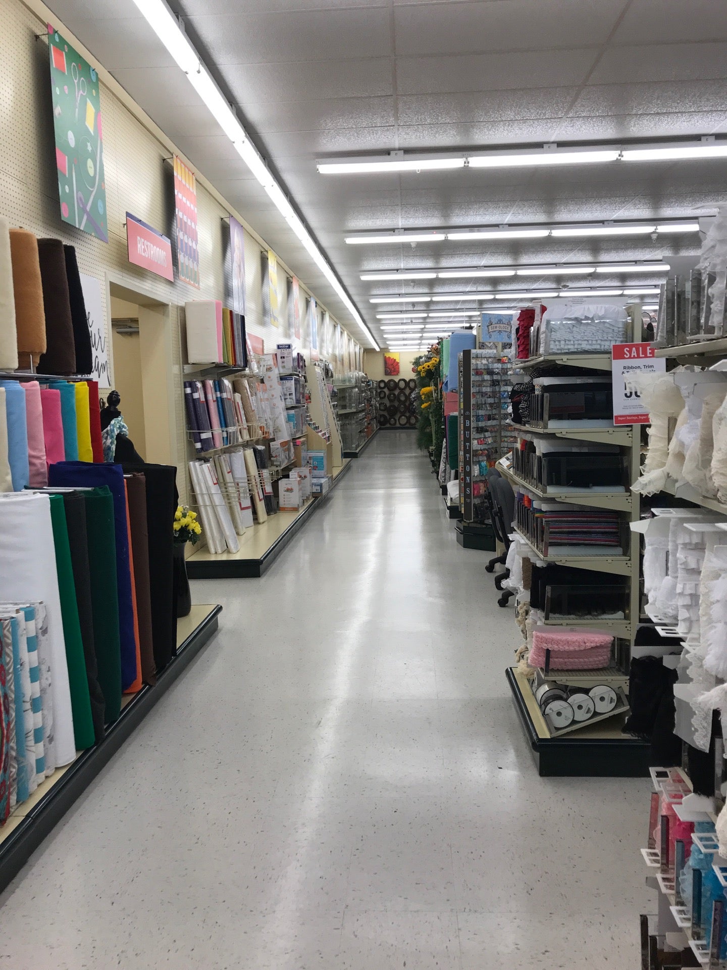 Magic Valley Mall, 1485 Pole Line Rd E, Twin Falls, ID, Men's Apparel ...